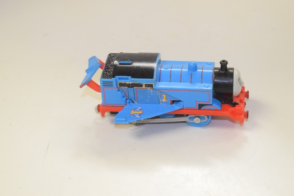 2013 MATTEL TRACKMASTER WINGED THOMAS MOTORIZED TRAIN! THOMAS & FRIENDS ...