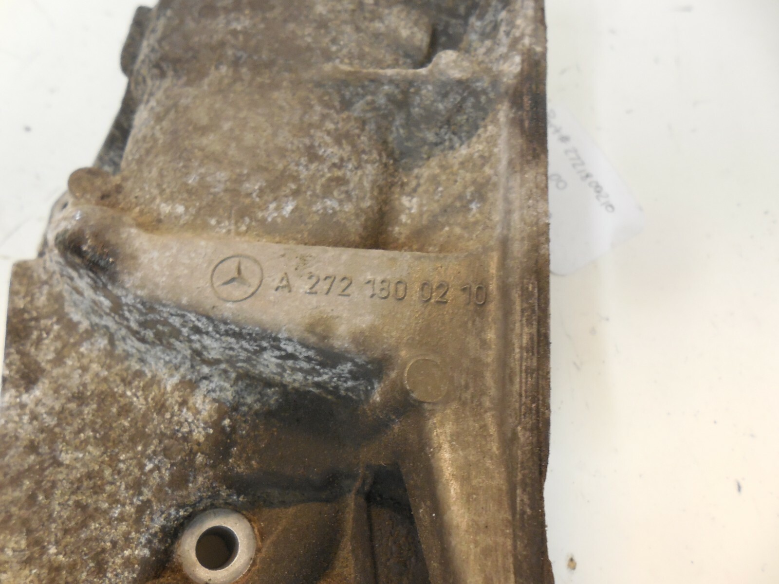 05-11 Mercedes M272 Engine Oil Cooler Filter Housing 2721800210 | eBay