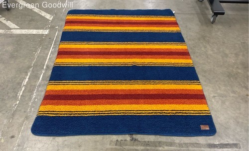 Pendleton Home Collection Polyester "Sherpa Like Feel" Throw Blanket ...