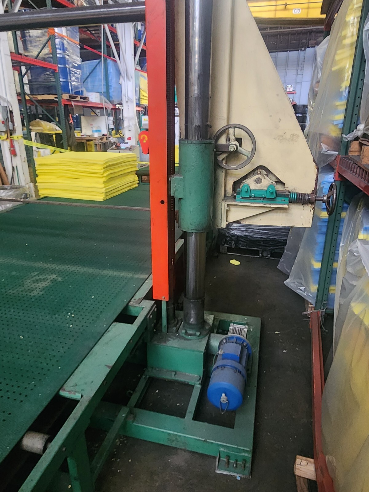 Foam Slitter Cutter Band Saw Cutting Machine with PLC and Touch screen ...