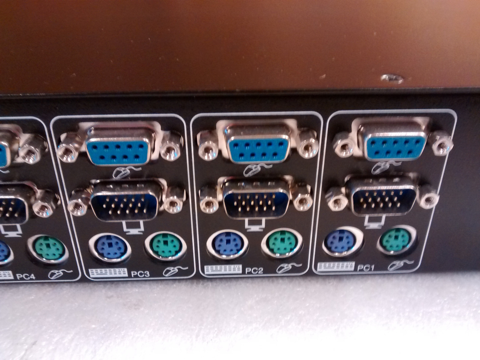 Belkin Omni View PRO 8-Port F1D108-OSD - KVM Switch with Power Cord ...