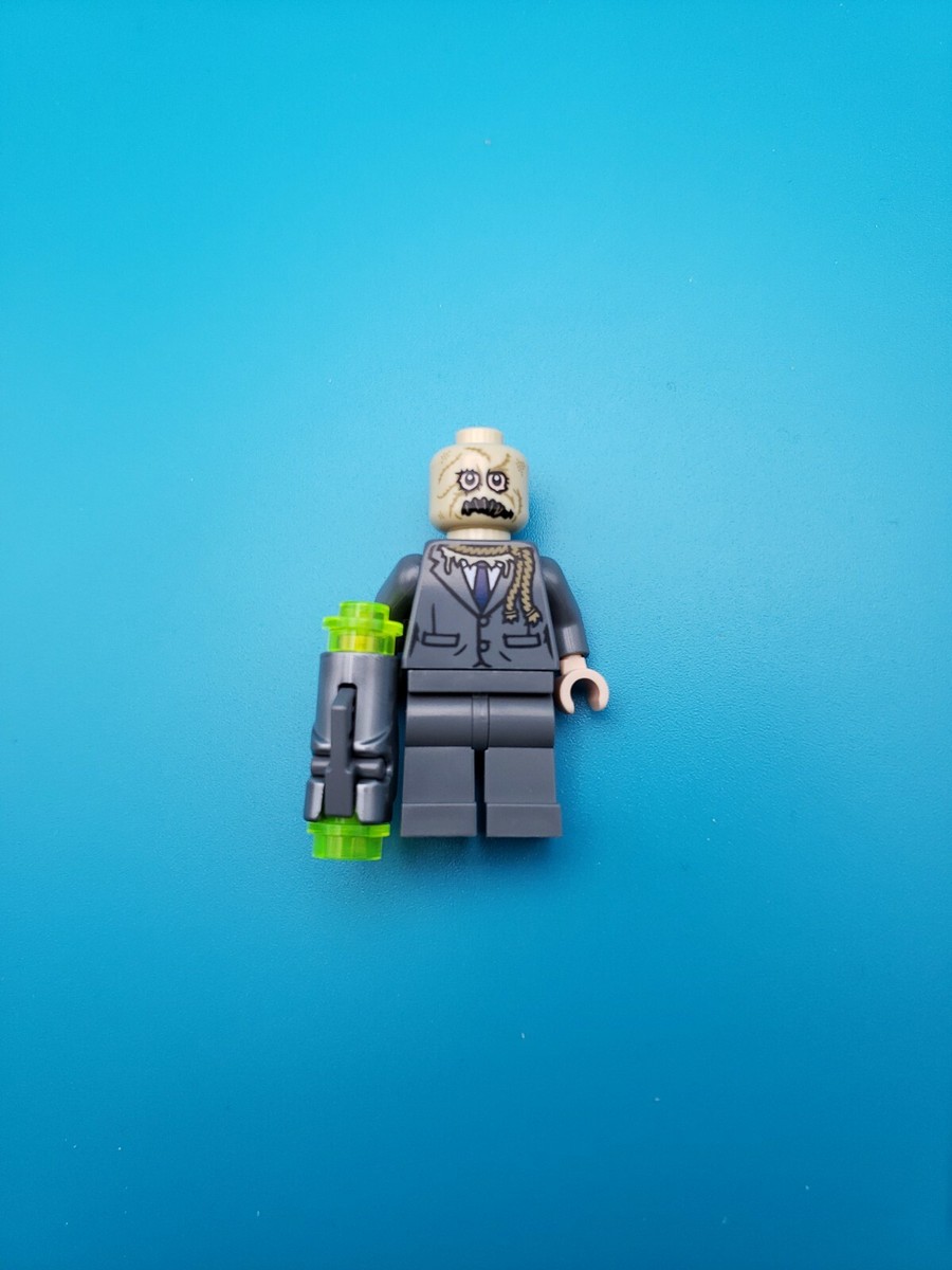 Lego Scarecrow Batman Begins