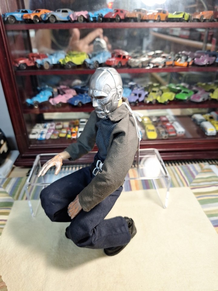 Doctor Dr Doom 2005 Marvel Studios Collectors Edition 12" Figure ...