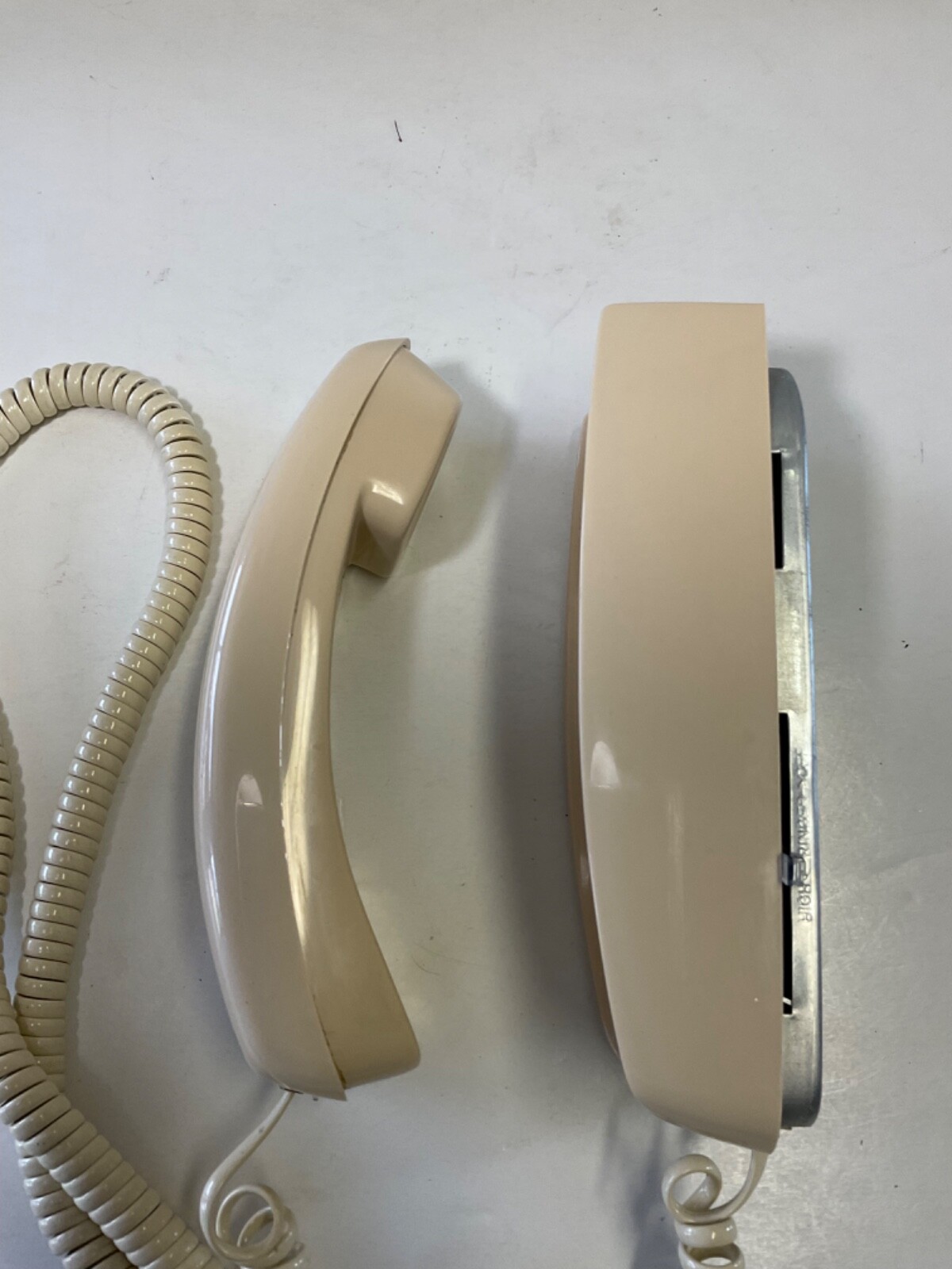 “WORKING” NorthWestern Electric Bell TAN Push Button Desk/Wall Mount ...