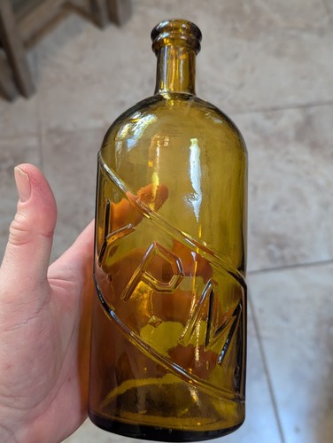 YOUNGS PURE MALT Whiskey bottle Philadelphia , PA. Y.PM. bottle. Near ...