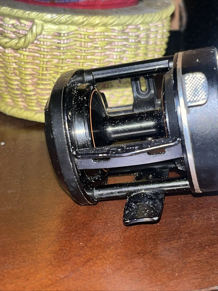 DAIWA PROCASTER MAGFORCE PMF15S BAIT CASTING FISHING REEL | eBay