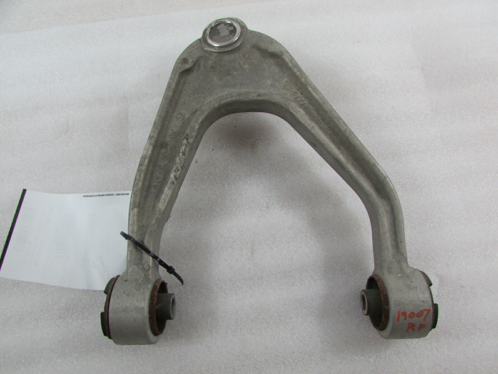 Maserati Ghibli, RH, Right Front Upper Control Arm, Used, P/N 670004186 ...