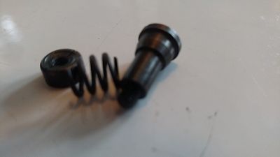 CARCANO CARB-FOLDING SPIKE LOCK/RELEASE SCREW ASSY | eBay