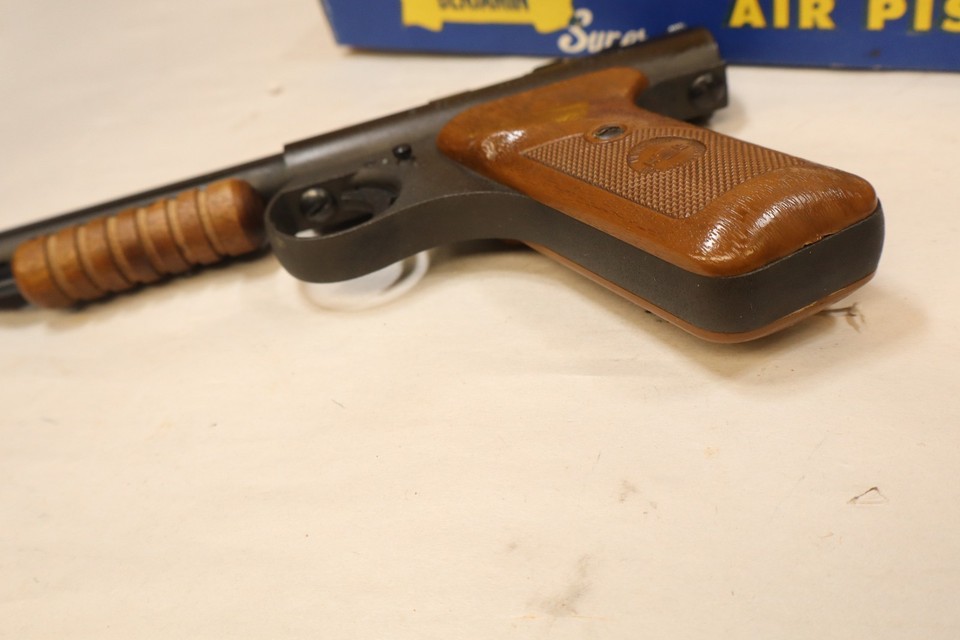 Vintage Benjamin Franklin 137 pump air pistol .177 cal pellets w ...