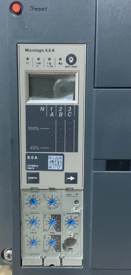 SCHNEIDER 3946022 NW30H CIRCUIT BREAKER 3000 A 3P 600V MICROLOGIC 6.0A ...