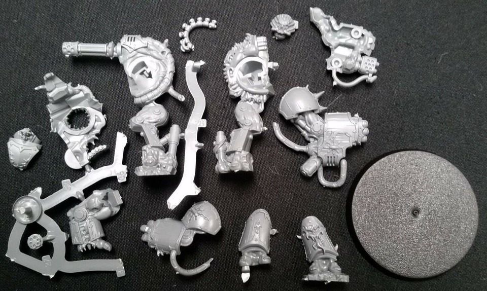 40K 2 Obliterators Chaos Space Marines Warhammer Obliterator Daemon ...