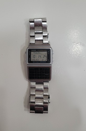 ViNTAGE CASiO 563 DBC-600 DATA BANK DiGiTAL CALCULATOR WATCH **FOR ...