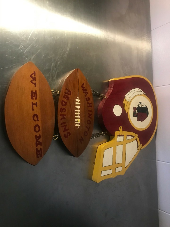 Washington Redskins MEMORABILIA VINTAGE COLLECTABLES Pieces Wood and ...