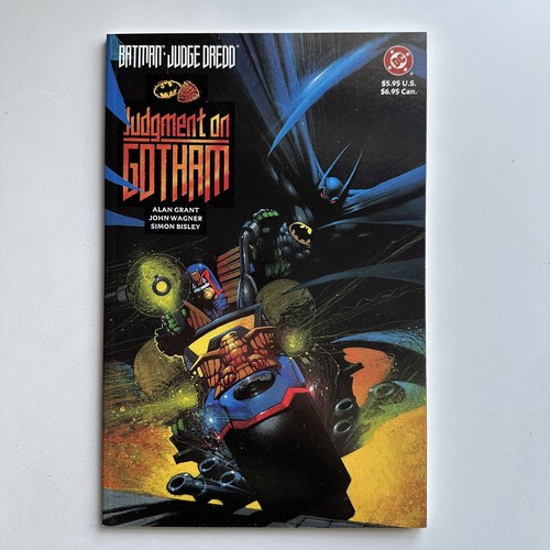 DC Comics Batman Judge Dredd Judgement on Gotham NM 1st Print 1991 ...