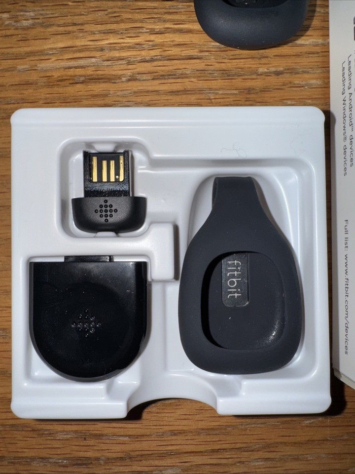 Fitbit Zip Wireless Activity Steps Tracker Pedometer With Box Dongle ...
