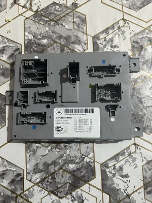 MERCEDES C CLASS W205 REAR SAM UNIT FUSE BOX OEM A2229009708 ...