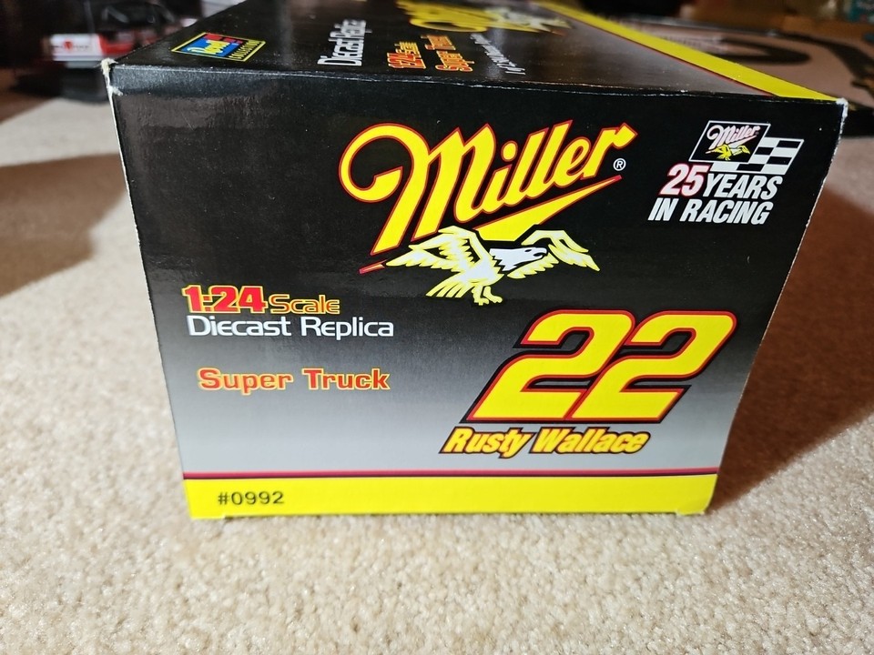 Revell Nascar 1996 #22 Rusty Wallace Miller 25 Years Super Truck 1:24 ...