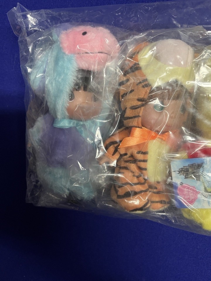 Disney Parks MINI WINNIE THE POOH COMPLETE SET Precious Moments Dolls ...