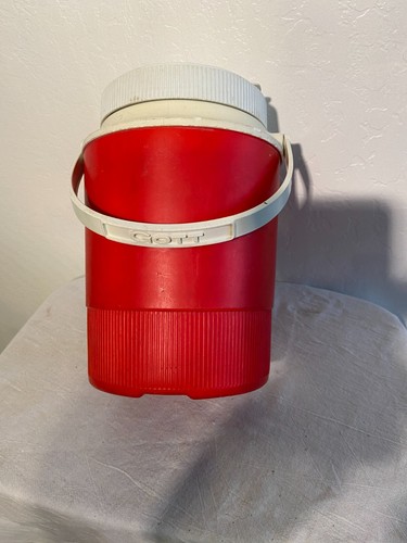 Vintage Red White Thermos Cooler Jug 1/2 Gallon Gott Model 1502 Red ...