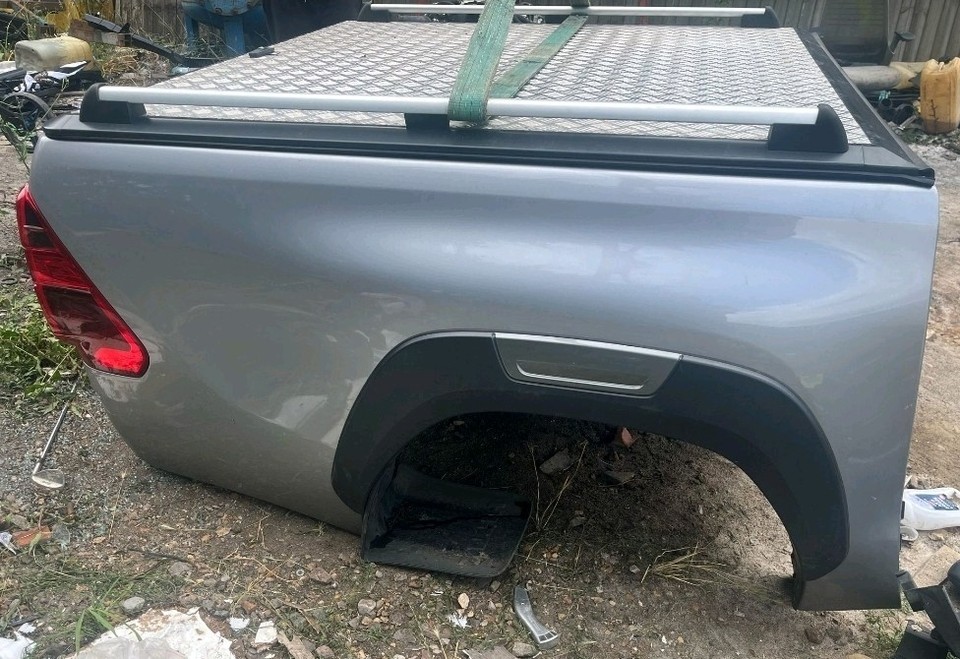 TOYOTA HILUX INVINCIBLE MK8 REAR TUB BED 2016 - 2024 NO VAT | eBay UK