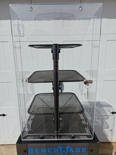 🔥BENCHMADE KNIVES AUTHENTIC DEALER DISPLAY ACRYLIC CASE W/ KEYS (2 ...