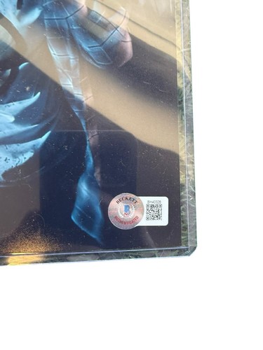 Elliott Fullam Autograph “Jonathon” (TERRIFIER 2) Signed 8x10 w Beckett ...