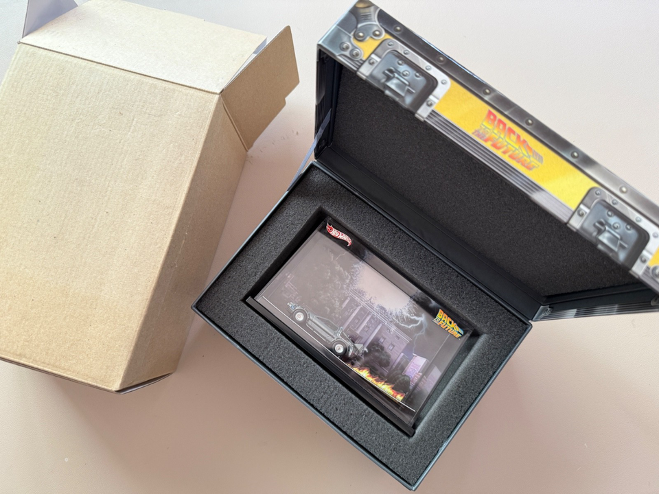 Hot Wheels SDCC 2011 Back to the Future DeLorean Time Machine Plutonium ...