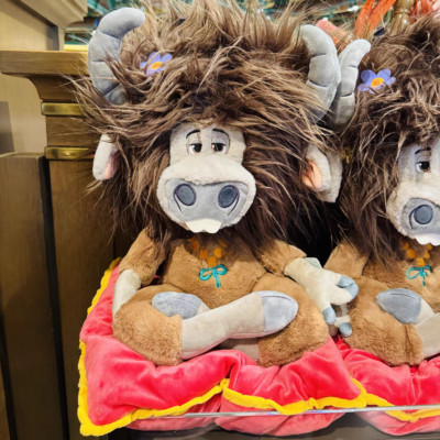 Authentic 2025 Shanghai Disney Zootopia Soft Toy Yax the Yak 15inches ...