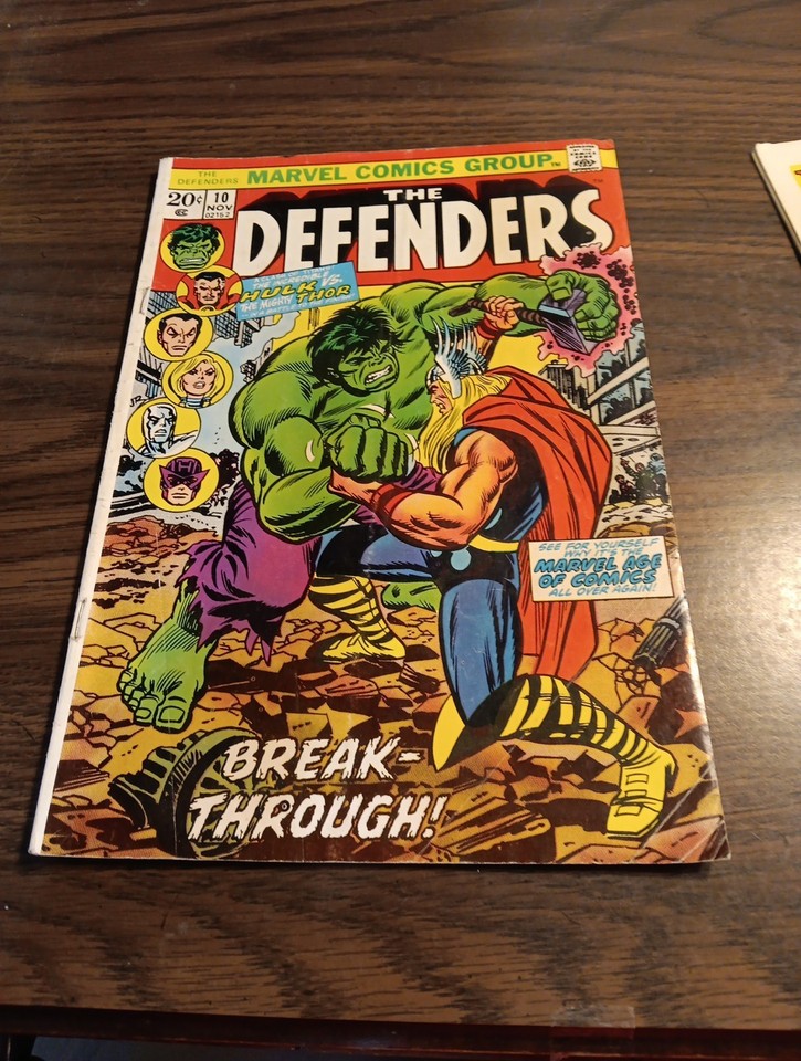 VTG-Marvel Comics-lot Of 5-Monsters, Dead Of Night, Defenders, Man ...