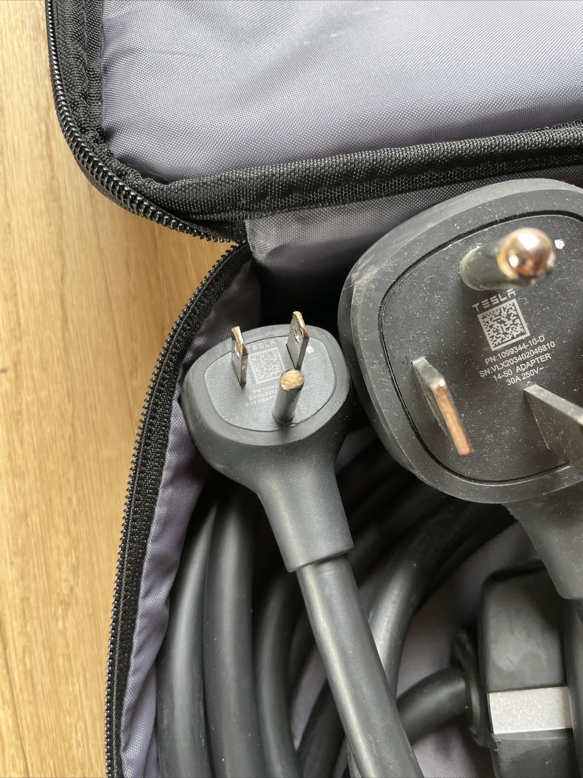 2019 2018 Tesla Model 3 S X Charger Gen 2 Mobile Connector EV charging ...