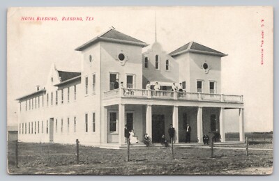 Blessing TX View Hotel Blessing Guest Porch Balcony Photo Dirt Rd ...
