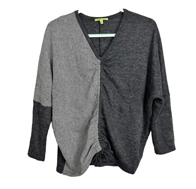Trisha Tyler Women’s Size L Gray V-Neck Ruched Sweater Dolan Sleeve | eBay