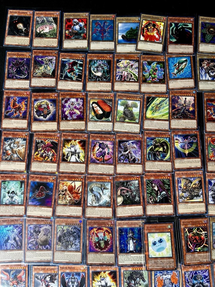 Yu-Gi-Oh! Trading Card Lot Of 91x - Some Vintage - Lots Of Foils - All ...