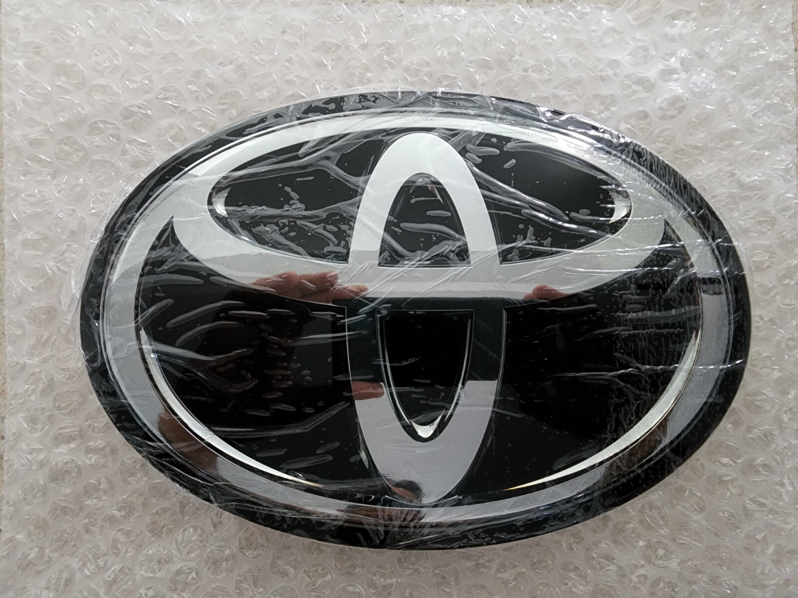 OEM 2016 - 2021 Toyota Tacoma Tundra Front Grille Emblem 90975-02159 for sale online | eBay