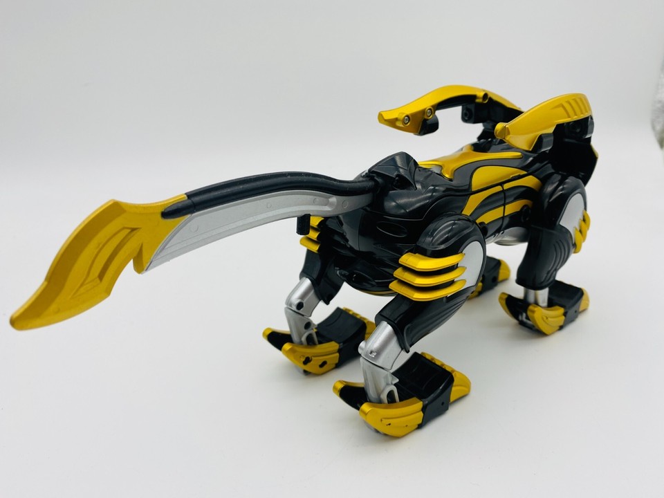 Bandai Power Rangers Jungle Fury Gekiranger DX Geki Fire Touja Shark ...