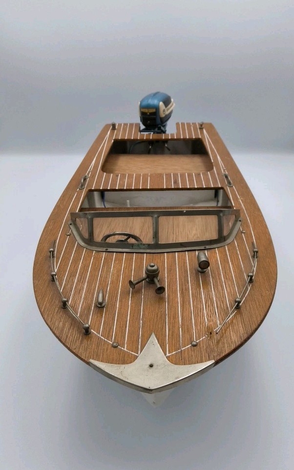 Vintage Fleet Line Dolphin Cruiser Boat with Evinrude Motor | eBay