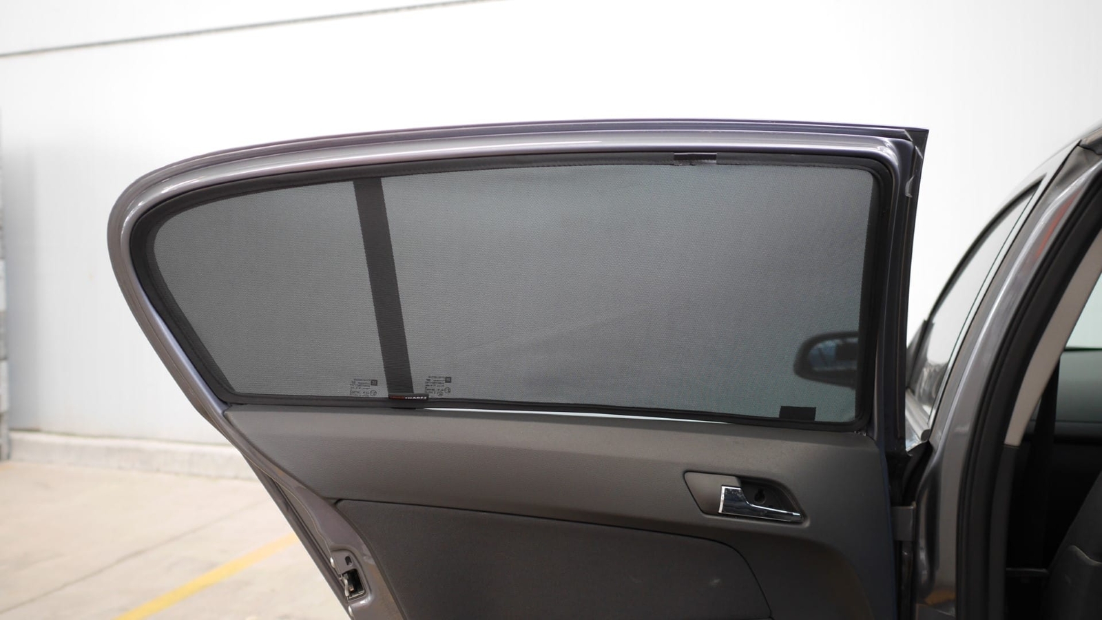 Snap Shades for Holden Astra Hatchback 5th Gen Car Rear Window Shades ...