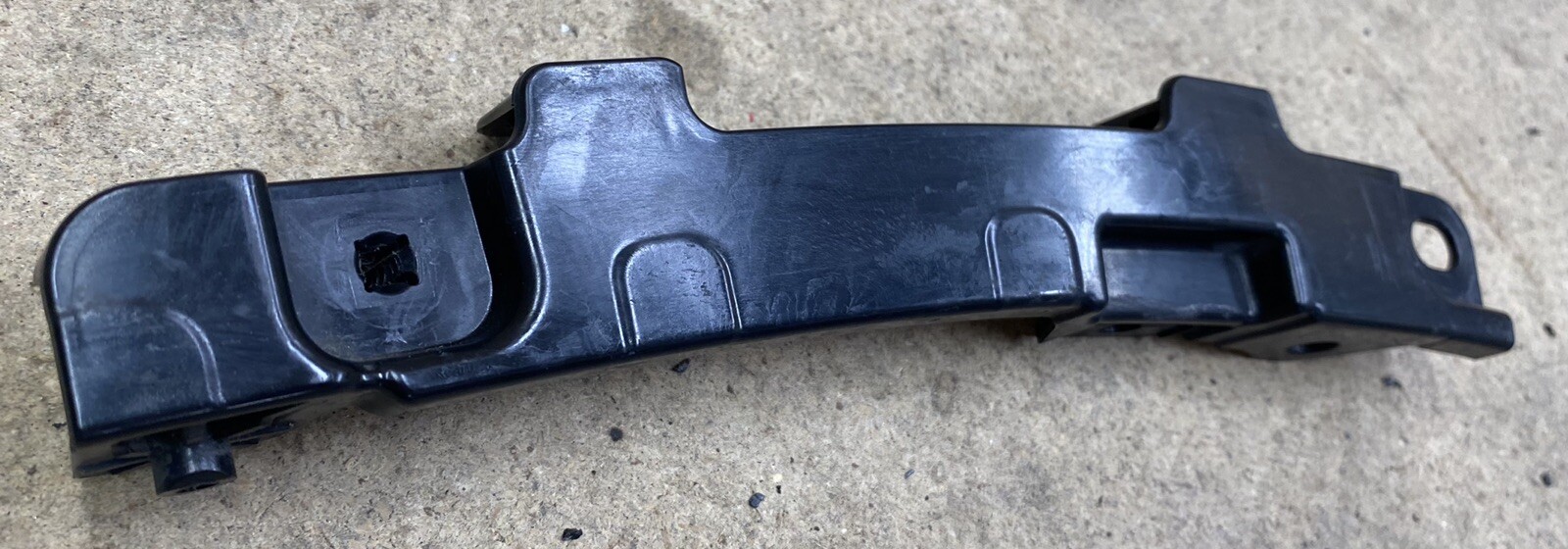 2014-2018 Toyota Highlander Front Bumper Bracket (Retainer) LH 52536 ...