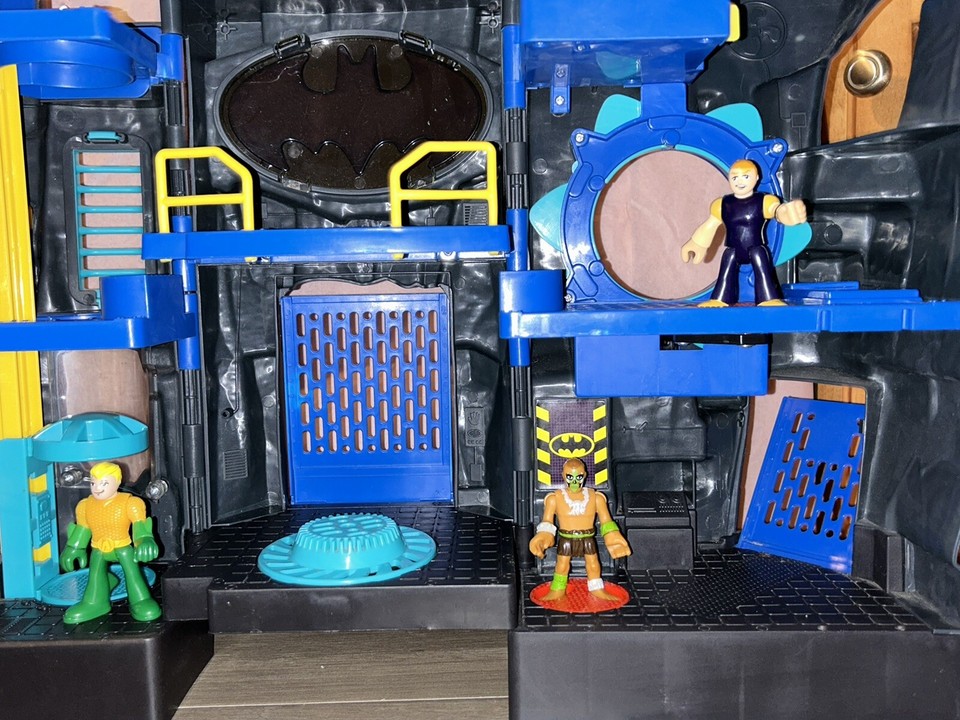 Fisher Price Imaginext Marvel Batman Batcave Gotham Jail Penguin Sub ...