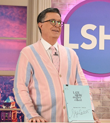 Autographed SCRIPT from Episode #0001 of "The Late Show with Stephen ...