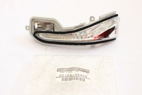 Infiniti Q50 Q60 Q70 QX30 Genuine Driver Door Mirror Turn Signal LH ...