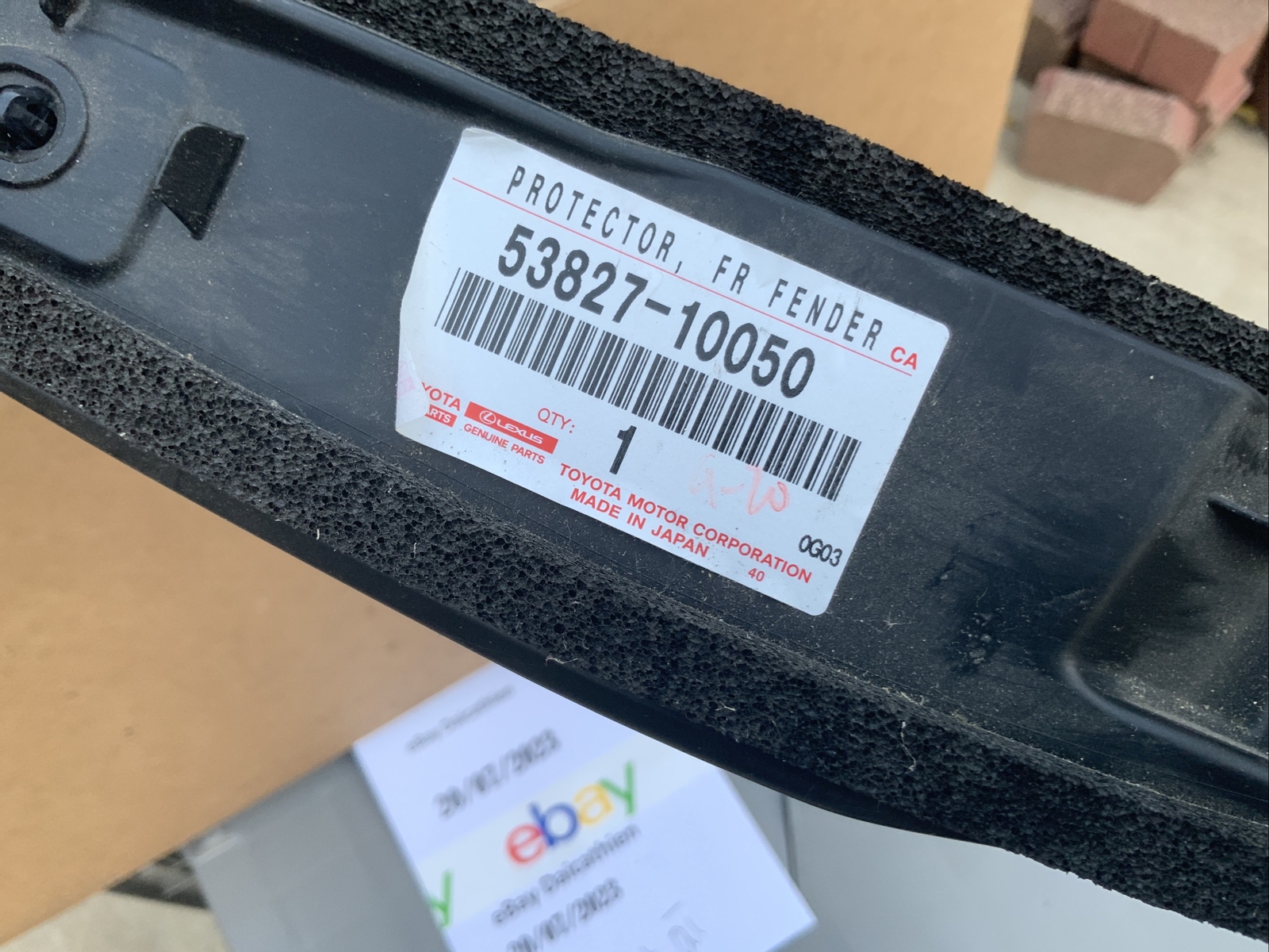 2018-2023 Toyota C-HR FRONT RIGHT FENDER PROTECTOR Insulator 53827 ...