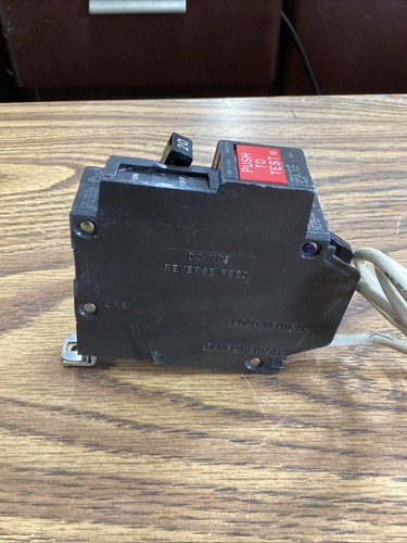 GE THQB1120GF 1 pole 20 amp bolt on THQB Ground Fault 120v Breaker ...