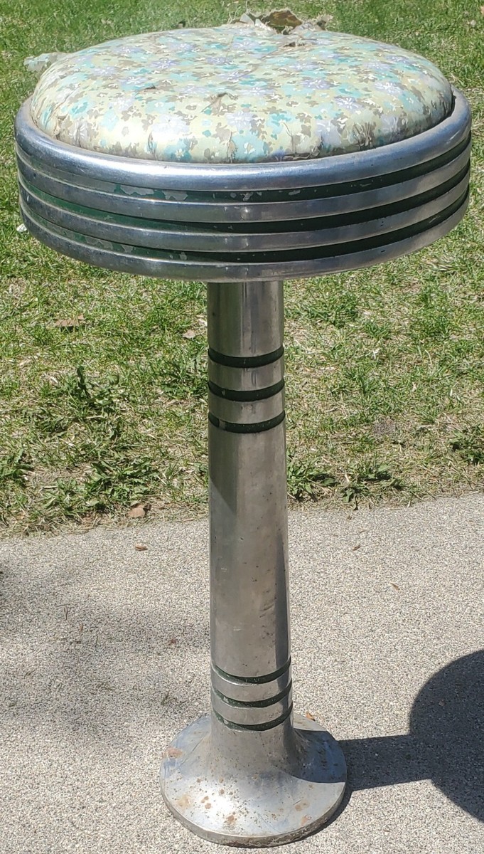 Soda Fountain Stools Early Soda Fountain Counter Stoolsa At 1stDibs