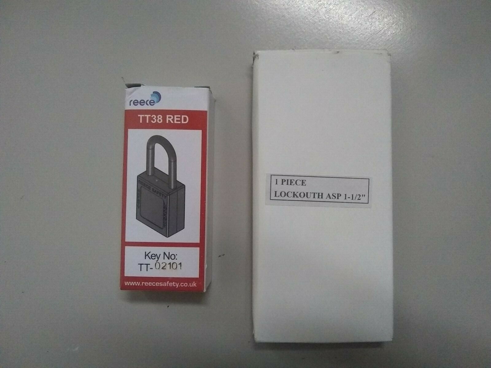 Reece Red Nylon Safety Padlock TT38 & ABUS 702 Lock Off Hasp 38mm -1.1 ...