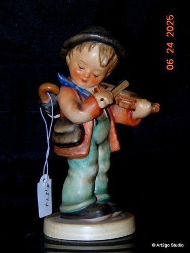 Vintage MI Hummel Figurine "Little Fiddler" Hum- 4, TMK3, 5" tall,FREE ...