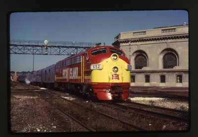 Rock Island CRIP EMD E8A Locomotive #652 - Duplicate 35mm Railroad Slide | eBay