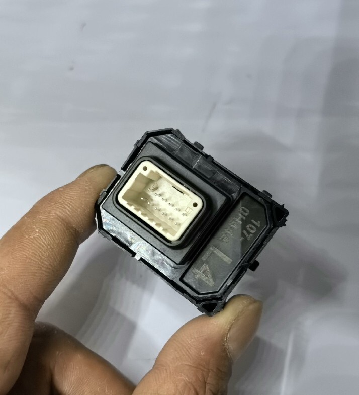 Toyota OEM Mirror Switch 84872-0E110 for 2020-2022 Highlander | eBay