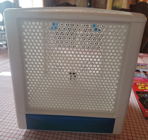 Lite Brite Cube With Two Trays For Pegs Hasbro White 2001 Tested Works ...