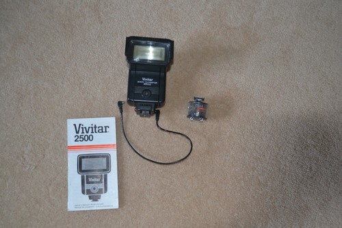 Vivitar Zoom Thyristor 2500 Flash Unit + VIVITAR SL-2 OPTICAL REMOTE SLAVE FLASH | eBay UK